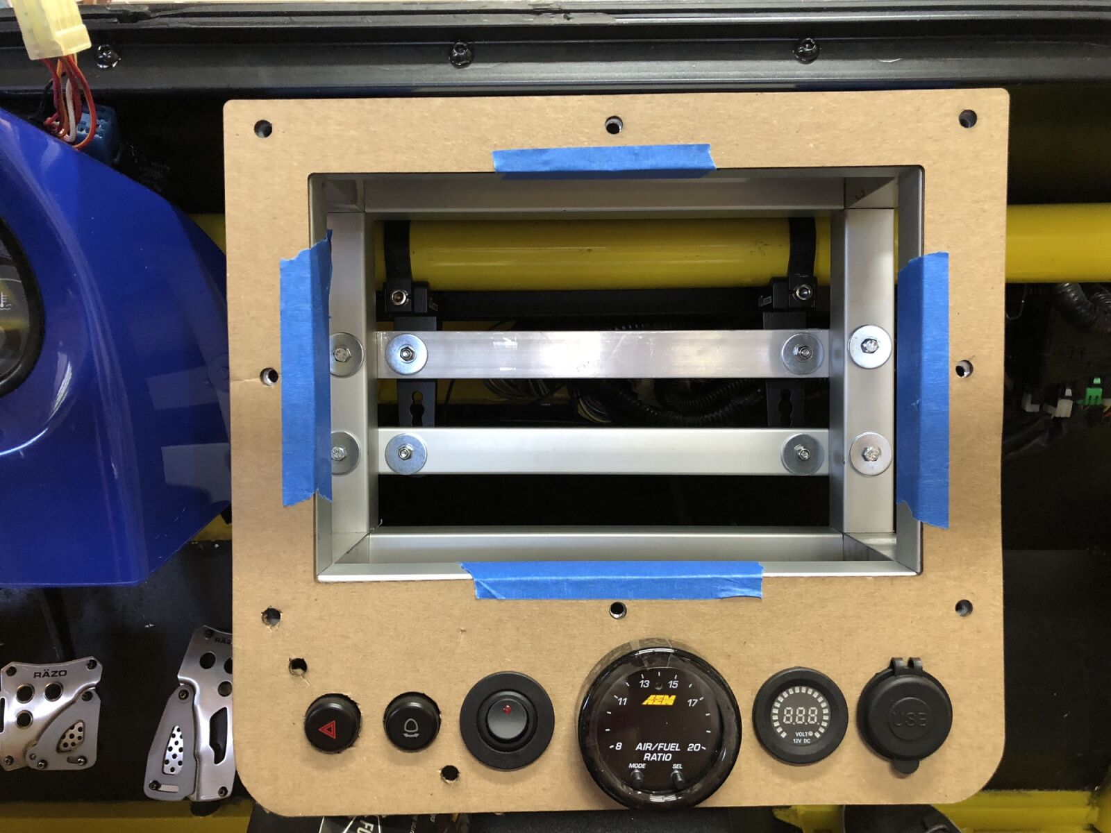 Prototyping a Raspberry Pi Powered Dashboard | Project Cars